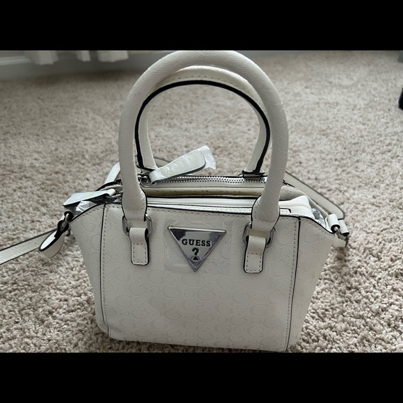 Guess | Bags | Small White Guess Handbag | Poshmark